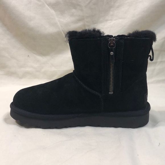 UGG | Shoes | Nib Ugg W Classic Mini Double Zip Size 7 | Poshmark